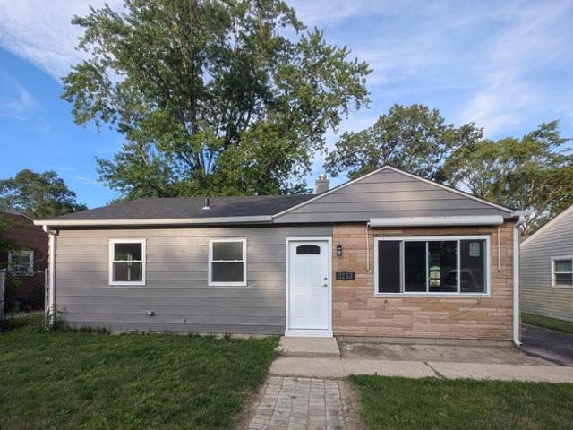 2253 Wayne St, Lake Station, IN 46405