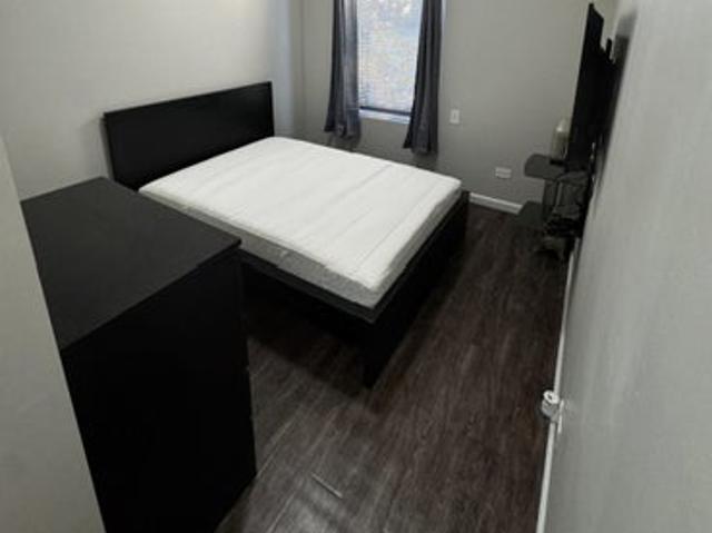 225.00 a week nice size rooms all included
