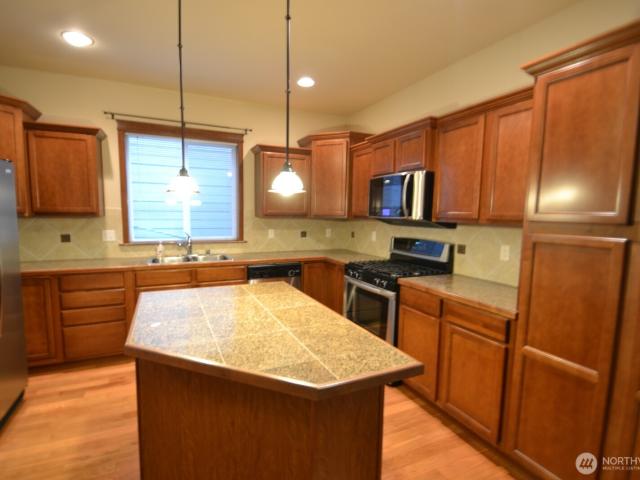 225 161st Pl SE, Bothell, WA 98012 | MLS #2516