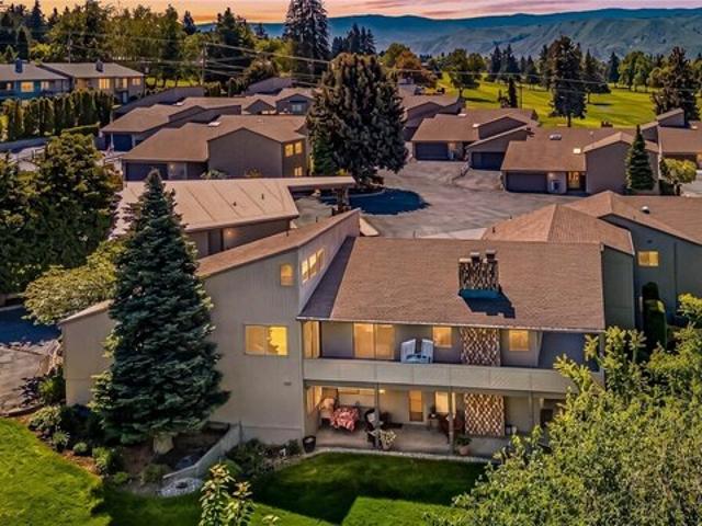 225 19th St NE Apt 20, East Wenatchee, WA 98802