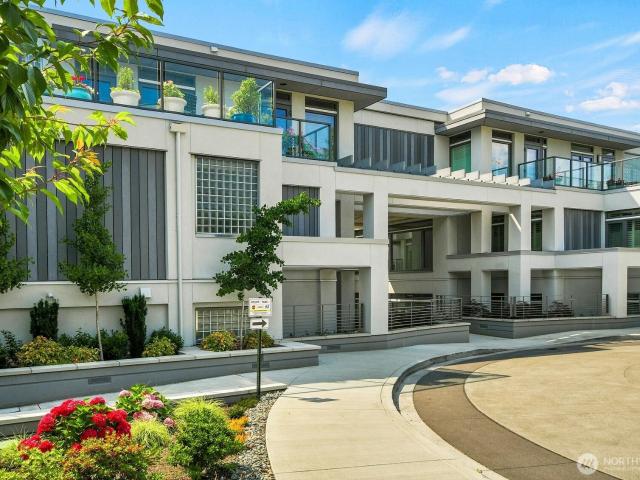 225 2nd Street S # A2