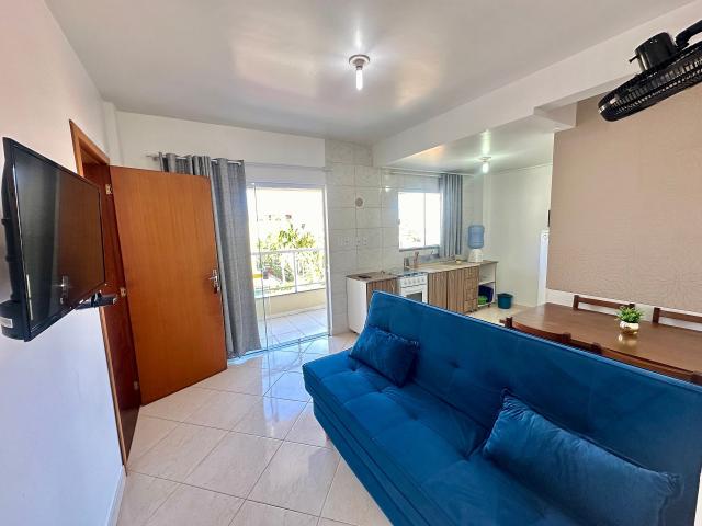 225 4 Apartamento ideal para casal com 2 filhos na Praia de Bombinhas