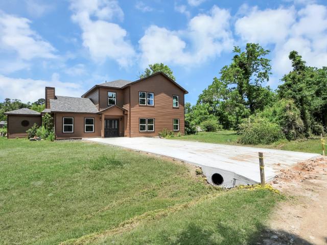 225 County Road 3189b 1