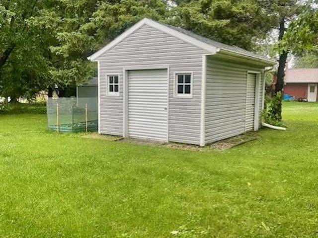 225 Country Club Drive