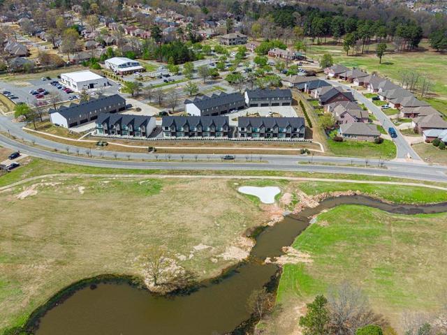 225 Country Club Parkway
