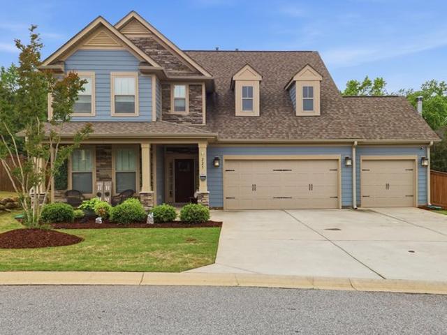 225 Coronet Ln, Taylors, SC 29687