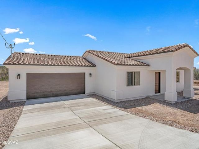 225 Calle Ranaculo, Rio Rico, AZ 85648