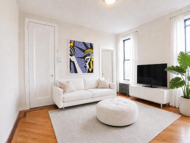225 Central Park North, New York, NY