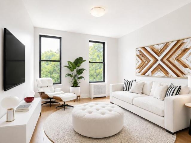 225 Central Park North, New York, NY