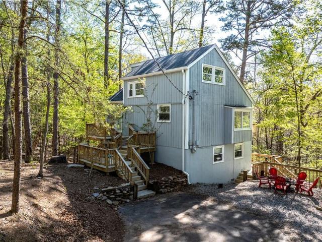 225 Chickasaw Drive