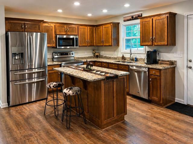 225 Antler Dr