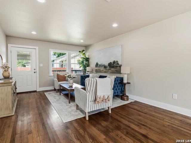 225 Arvin Dr