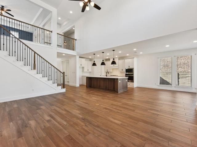 225 Ashmore Ln