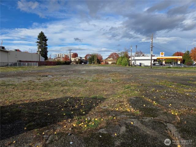 225 Auburn Way S, Auburn, US, WA