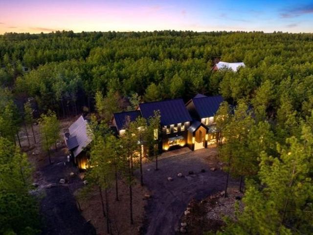 225 Boulder Crk, Broken Bow, OK 74728