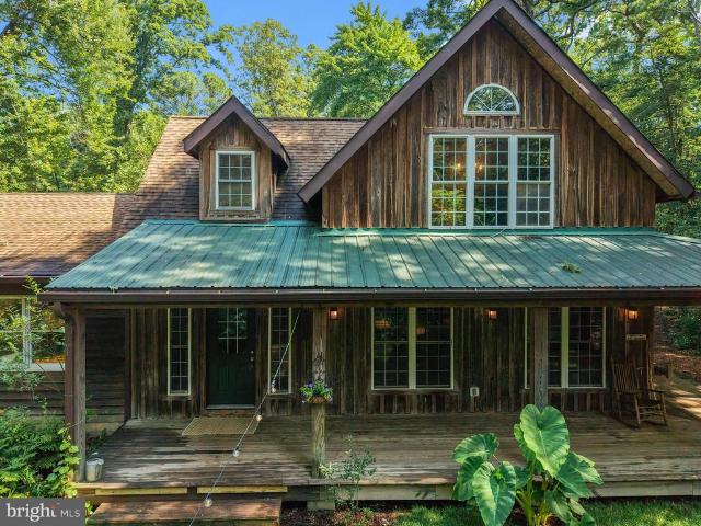 225 Batts Neck Road