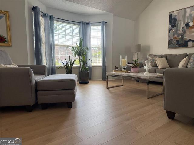 225 Bella Vista Terrace