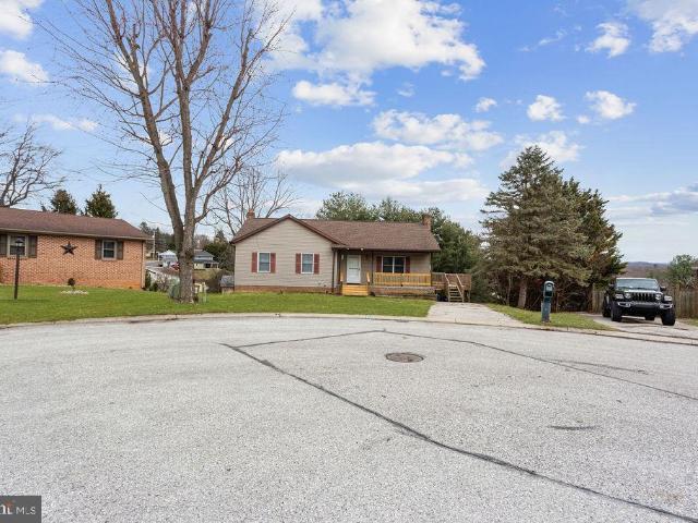 225 Bragg Circle