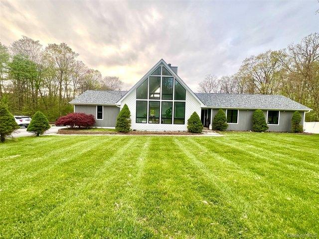 225 Brown Rd, Middletown, NY 10941