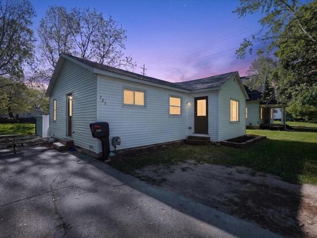 225 Grafton Ave, Alma, MI 48801