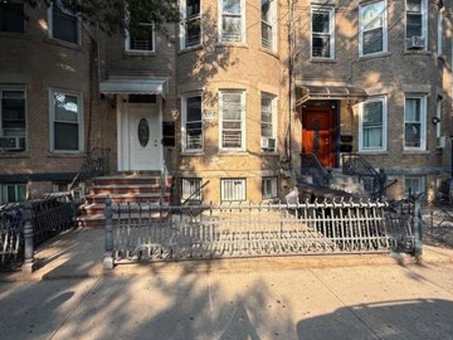 225 Grant Ave, Brooklyn, NY 11208