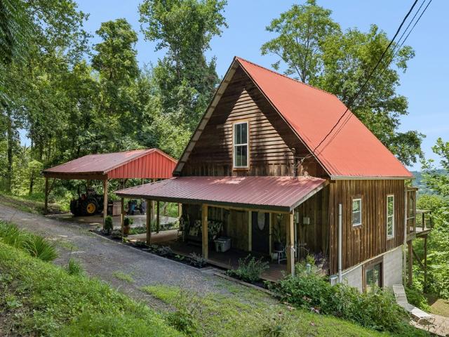 225 Grishom Lane