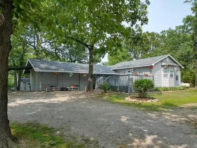 225 DAKOTA DR, BRANSON, MO 65616 Manufactured On Land For Sale.