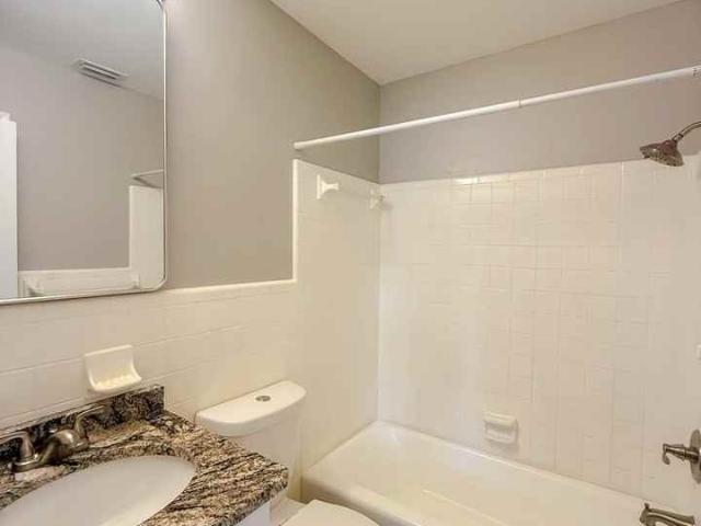 225 Danube Avenue, Unit 4 1 Bedroom Home for Rent at 225 Danube Ave #4, Tampa, FL 33606 Davis Islands