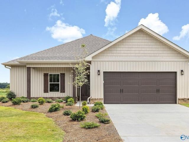 225 Deer Trl, Union Grove, AL 35175