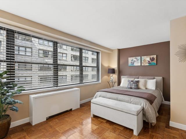 225 E 57TH Street 9N