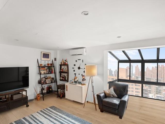 225 E 86th St Apt 1101, New York, NY 10028