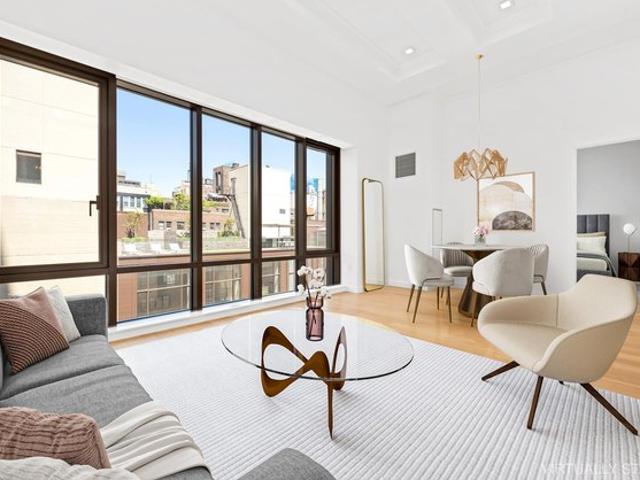 225 E 19th St Apt 801, New York, NY 10003