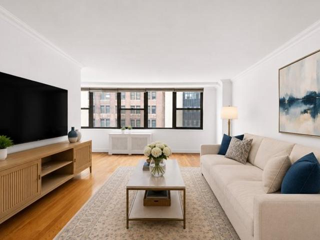 225 E 36th St Apt 9D, Manhattan, NY 10016