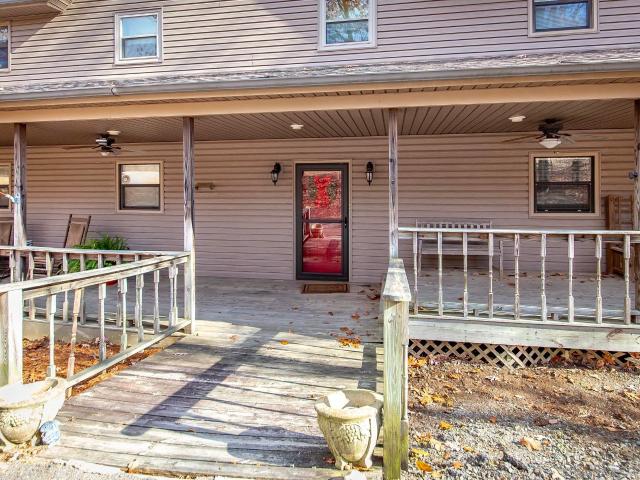 225 E Bluff