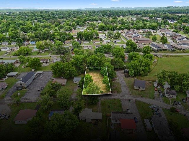 225 E Cedar St, Shelbyville, TN 37160