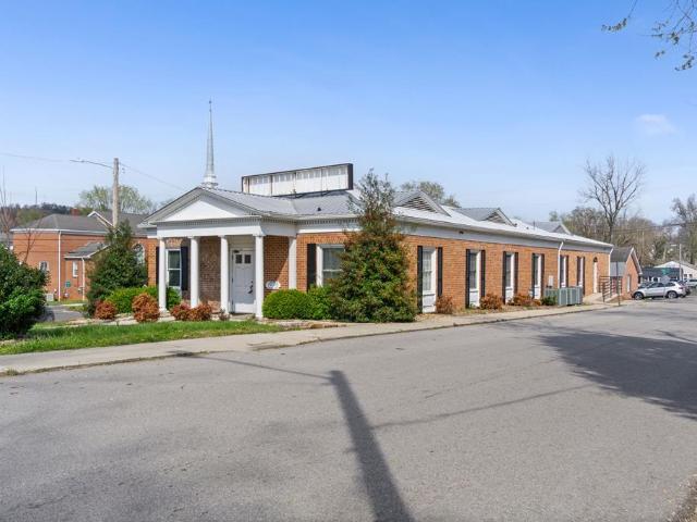 225 E Main St