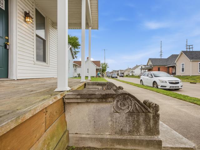 225 E Pennsylvania Street