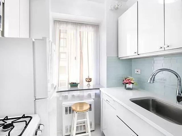 225 East 46th Street, New York, NY