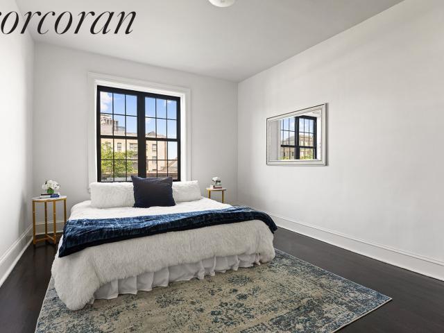 225 Eastern Parkway, Brooklyn, NY
