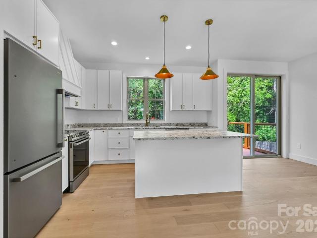 225 Edgewood Road S