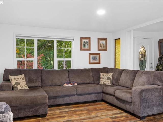 225 fox ln