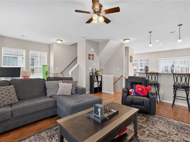 225 Feldspar ST