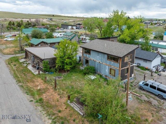 225 Flowers St, Logan, MT 59741