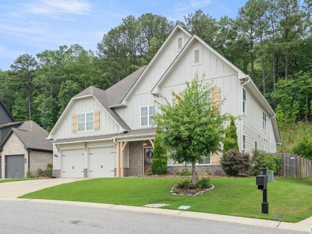 225 Kinross Circle