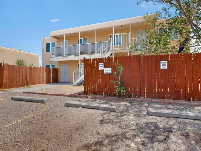 225 Hanosh Court SE Apt 3