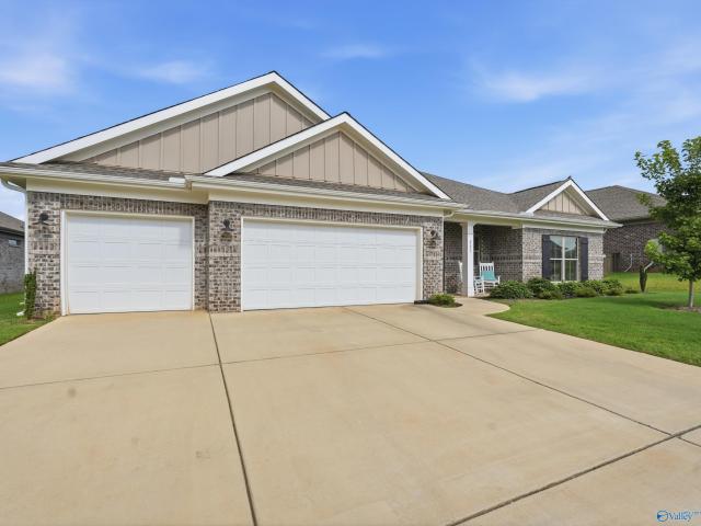 225 Hannaway Circle