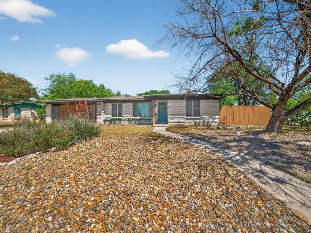 225 Harriett Dr, San Antonio, TX 78216 | MLS #1954 | Compass