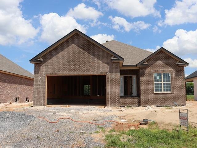 225 Harvest Moon Dr, Clarksville, TN 37043