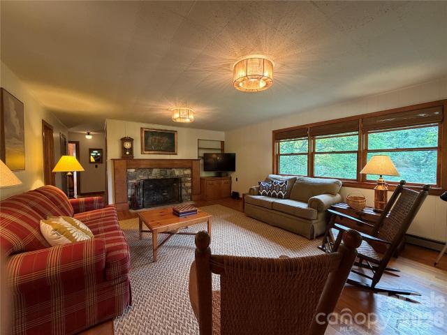 225 High Ridge Road
