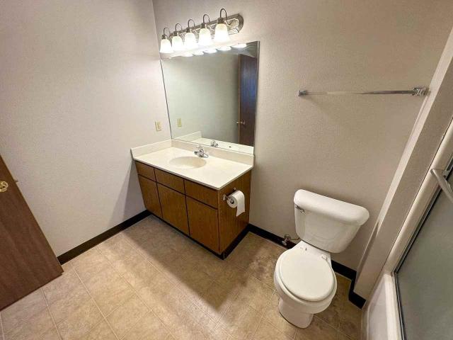 225 Hyland 2 Bedroom Apartment for Rent at 225 N Hyland Ave, Ames, IA 50014